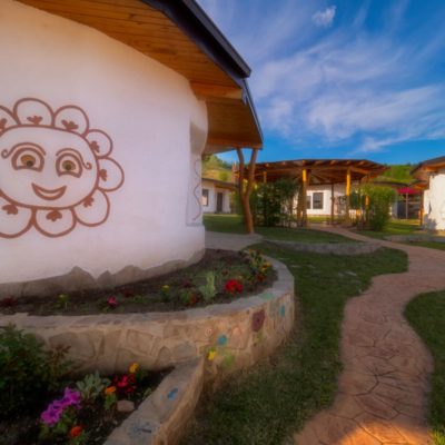 Cob Village – Case de lut | Cazare Berca, Buzau